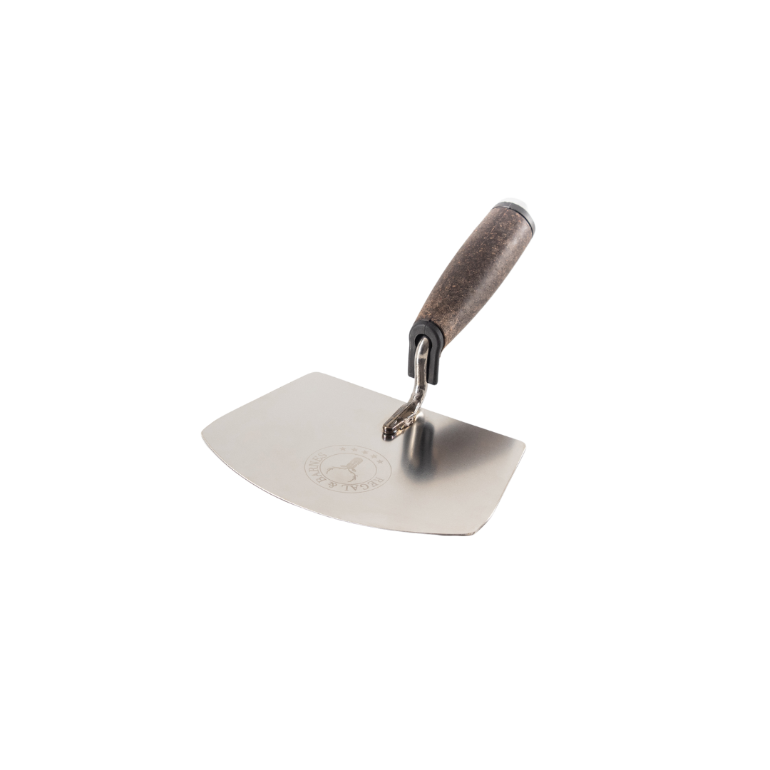 Regal & Barnes Curved Bucket Trowel - Build Greener
